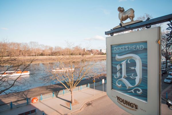 Duke's Head, Putney | Elegant Riverside Wedding Venue in Putney